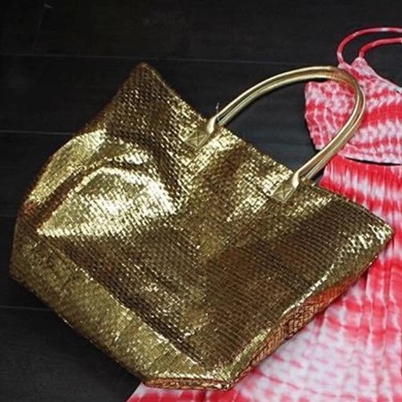Bags | Gold Oversized Bag | Poshmark